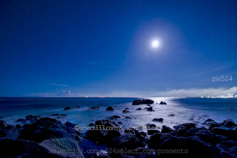 ムーンロードの撮影！海で見える月の道ムーンロード撮影方法！月が作る光の道を撮ろう！
